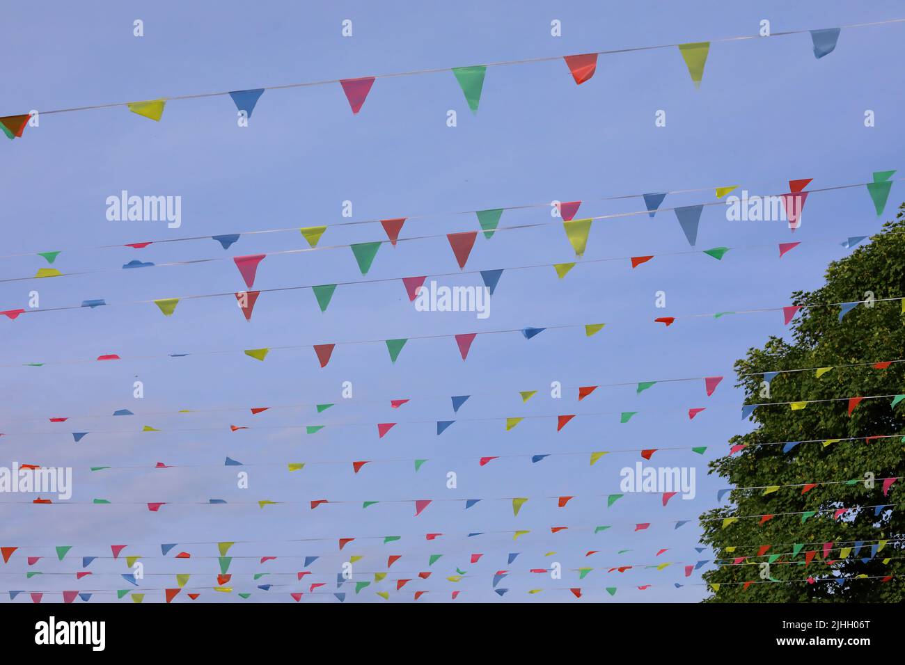 Triangular flag hi-res stock photography and images - Alamy