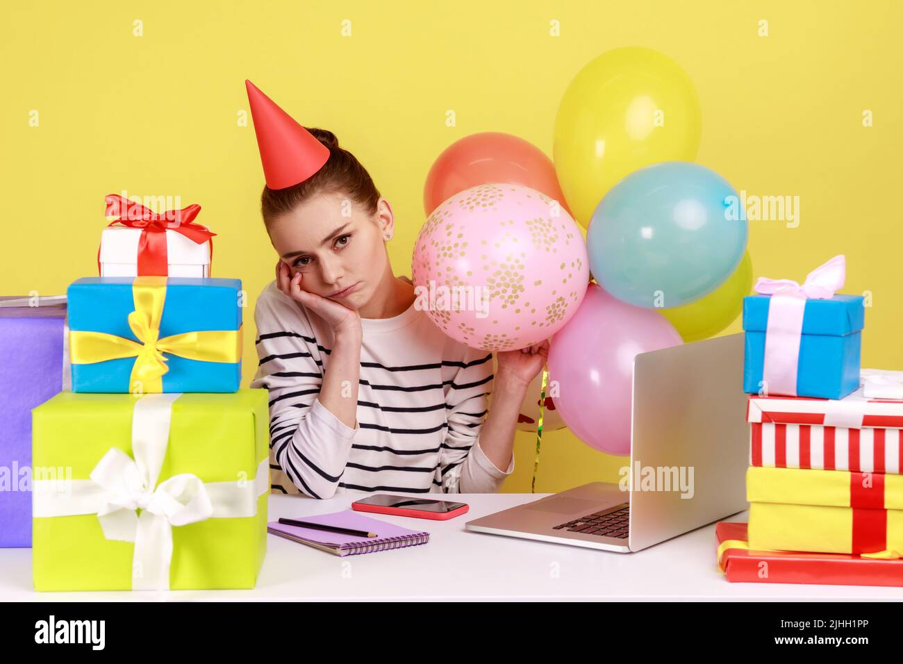 Office birthday boring hi-res stock photography and images - Alamy
