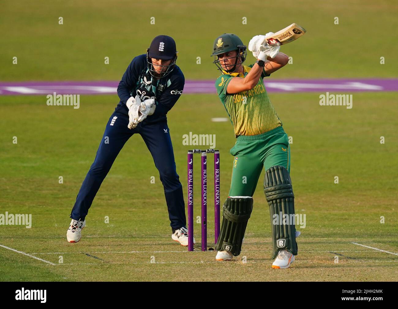 South africa woman cricket hi-res stock photography and images - Alamy