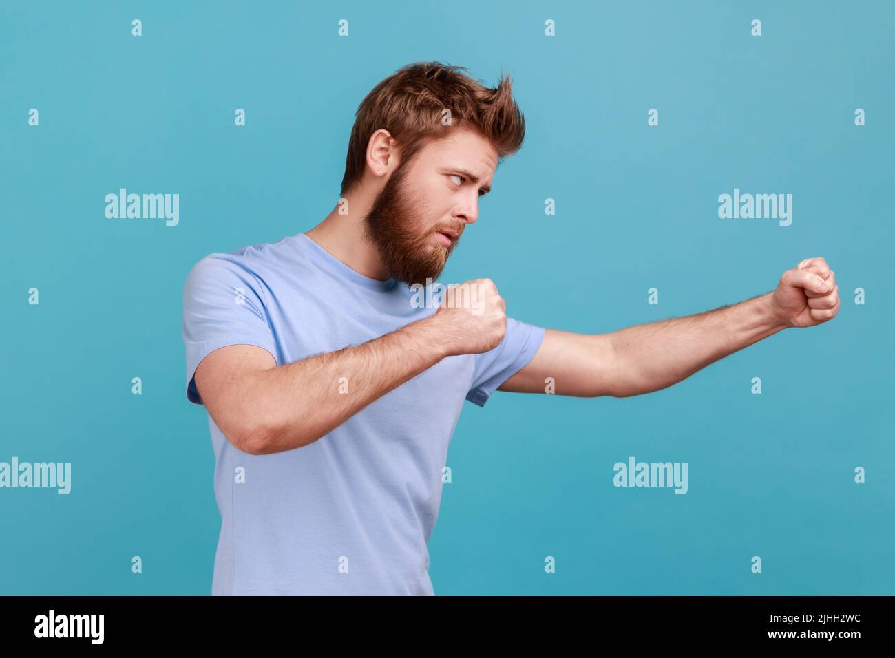 Man standing side view isolated hi-res stock photography and images - Alamy