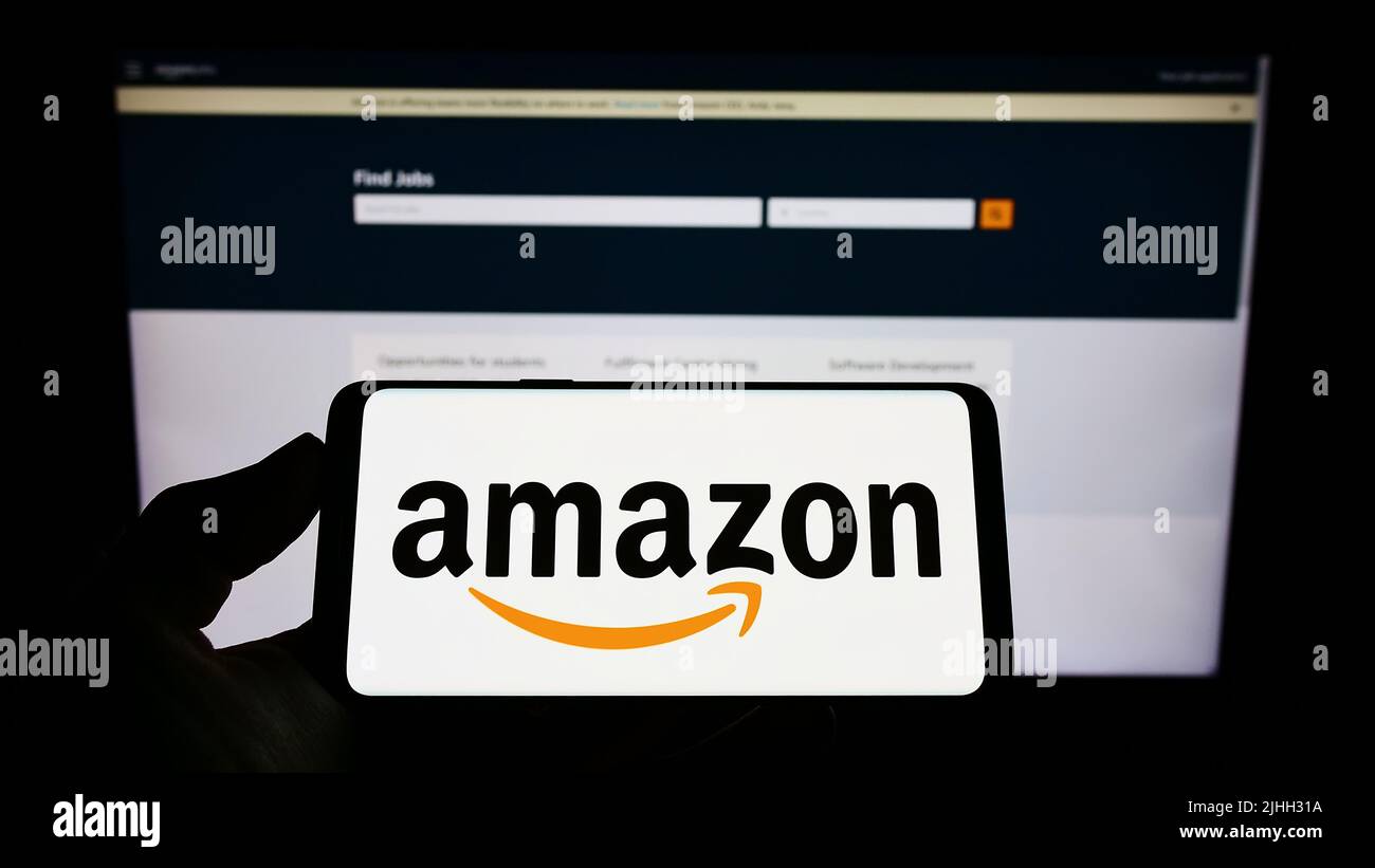 Amazon front page hi-res stock photography and images - Alamy