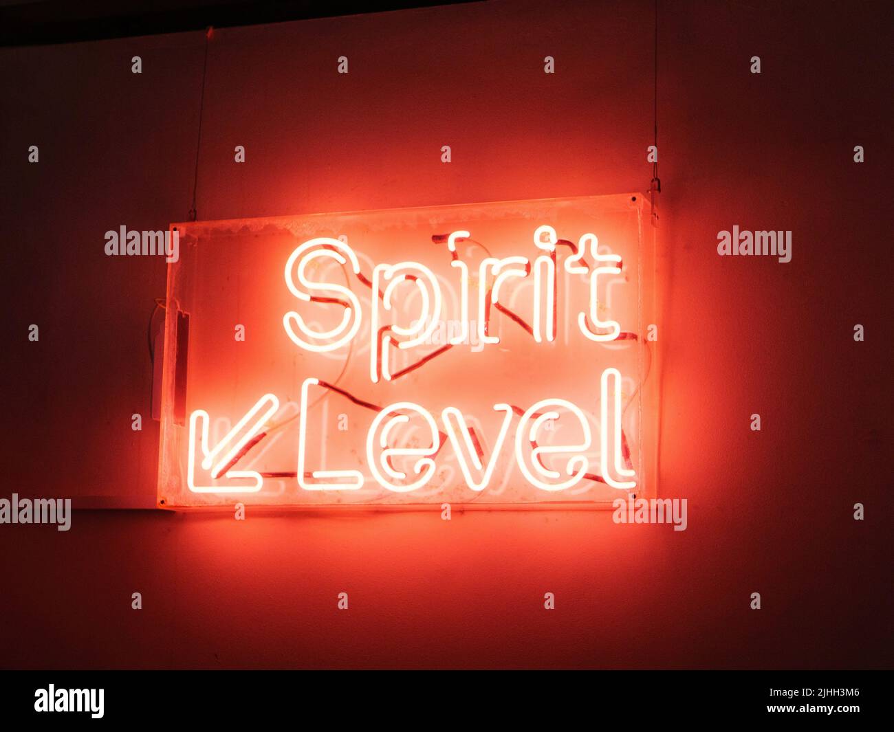 Neon light arrow hi-res stock photography and images - Alamy