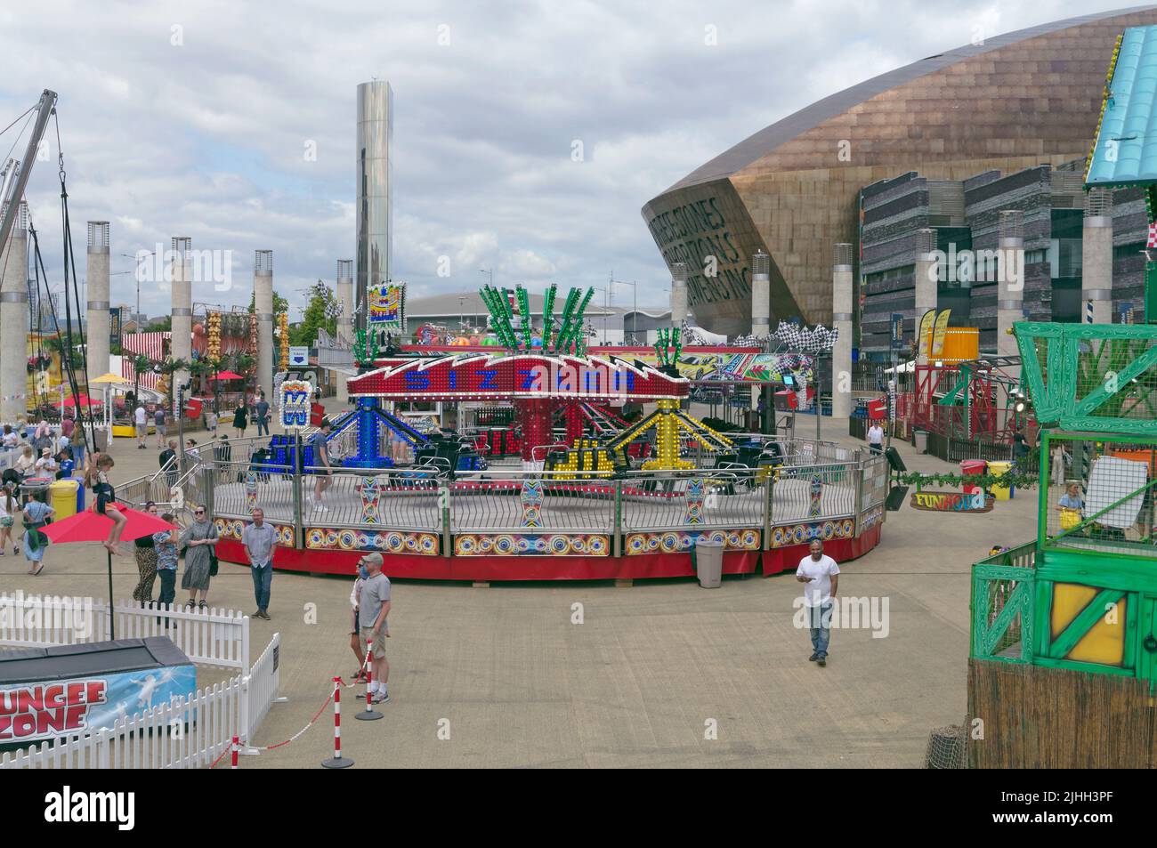 Sizzler fairground ride, Cardiff Bay summer fun. Summer 2022. July ...