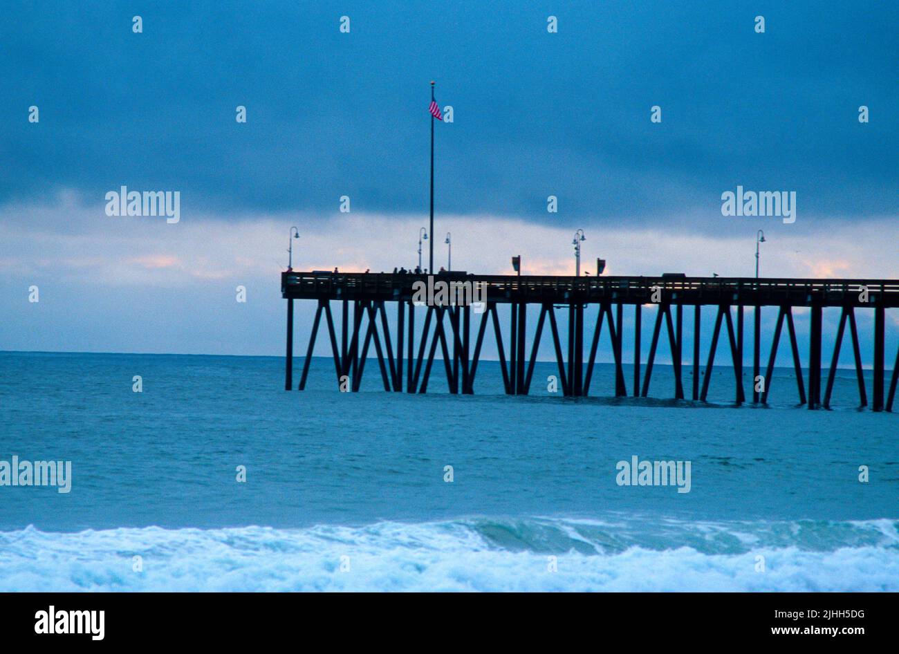 Pier in the late afternoon at Ventura, California Stock Photo - Alamy