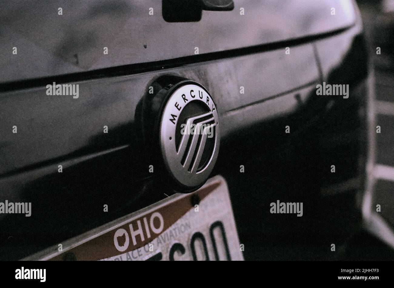 Mercury emblem hi-res stock photography and images - Alamy