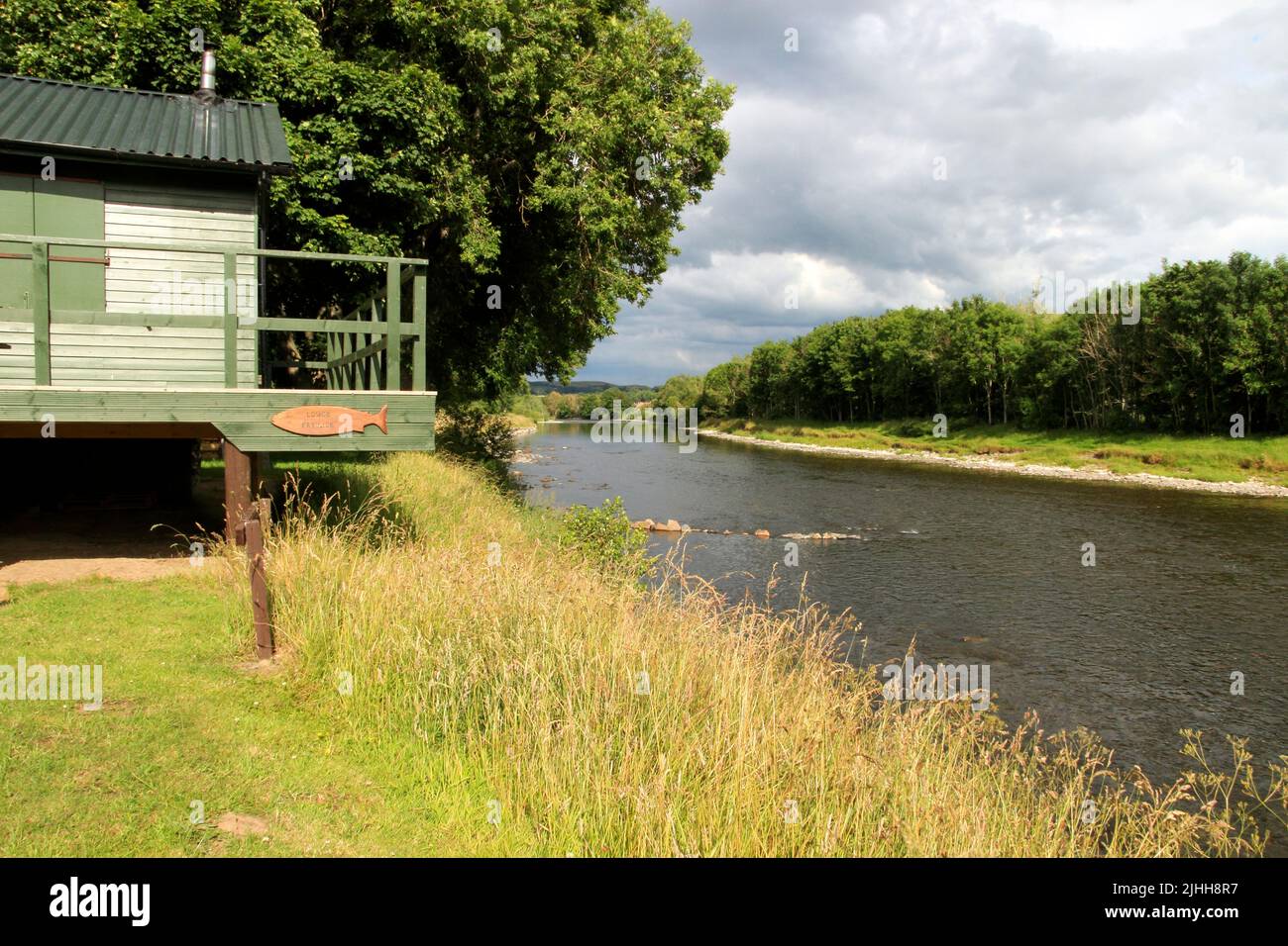 Scottish river, Fishing hut on the River Tweed, Melrose, Scotland, UK ...