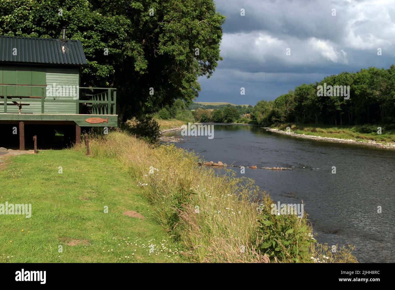 Scottish river, Fishing hut on the River Tweed, Melrose, Scotland, UK ...