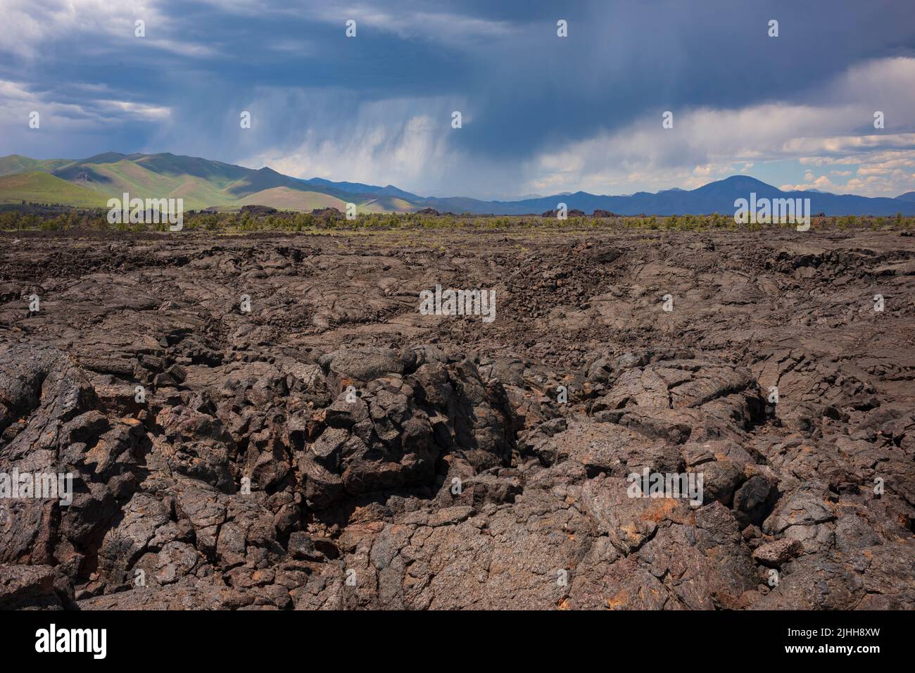 Large lava field hi-res stock photography and images - Alamy