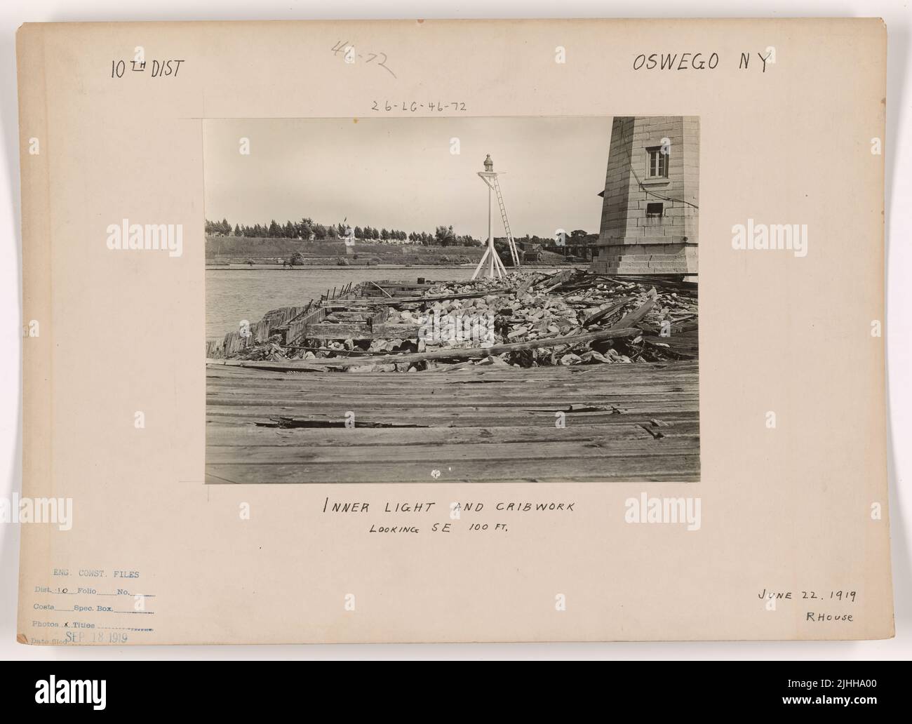 Cribwork hi-res stock photography and images - Alamy