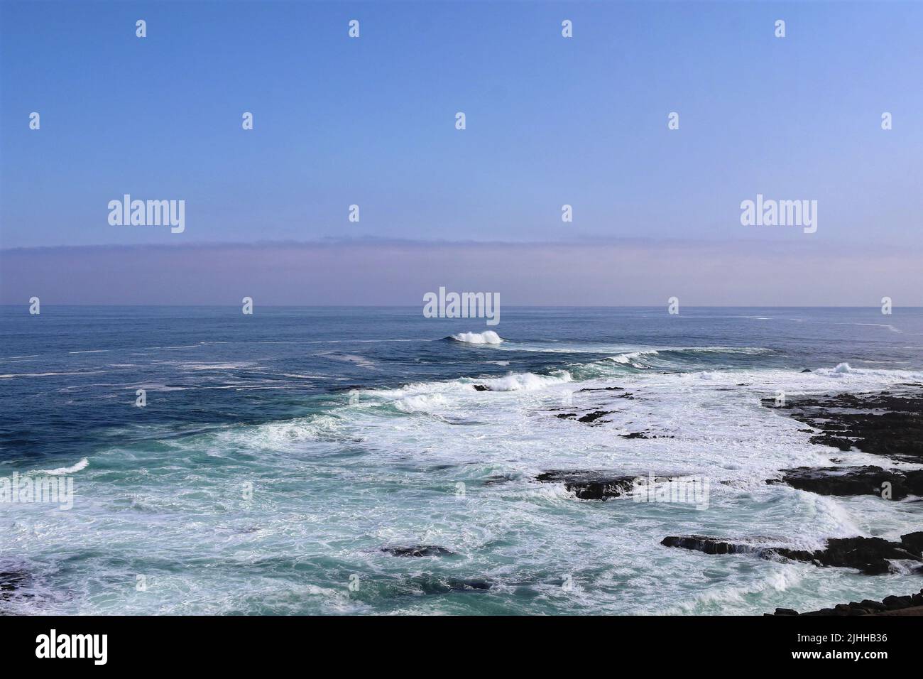 Stone seascape hi-res stock photography and images - Alamy