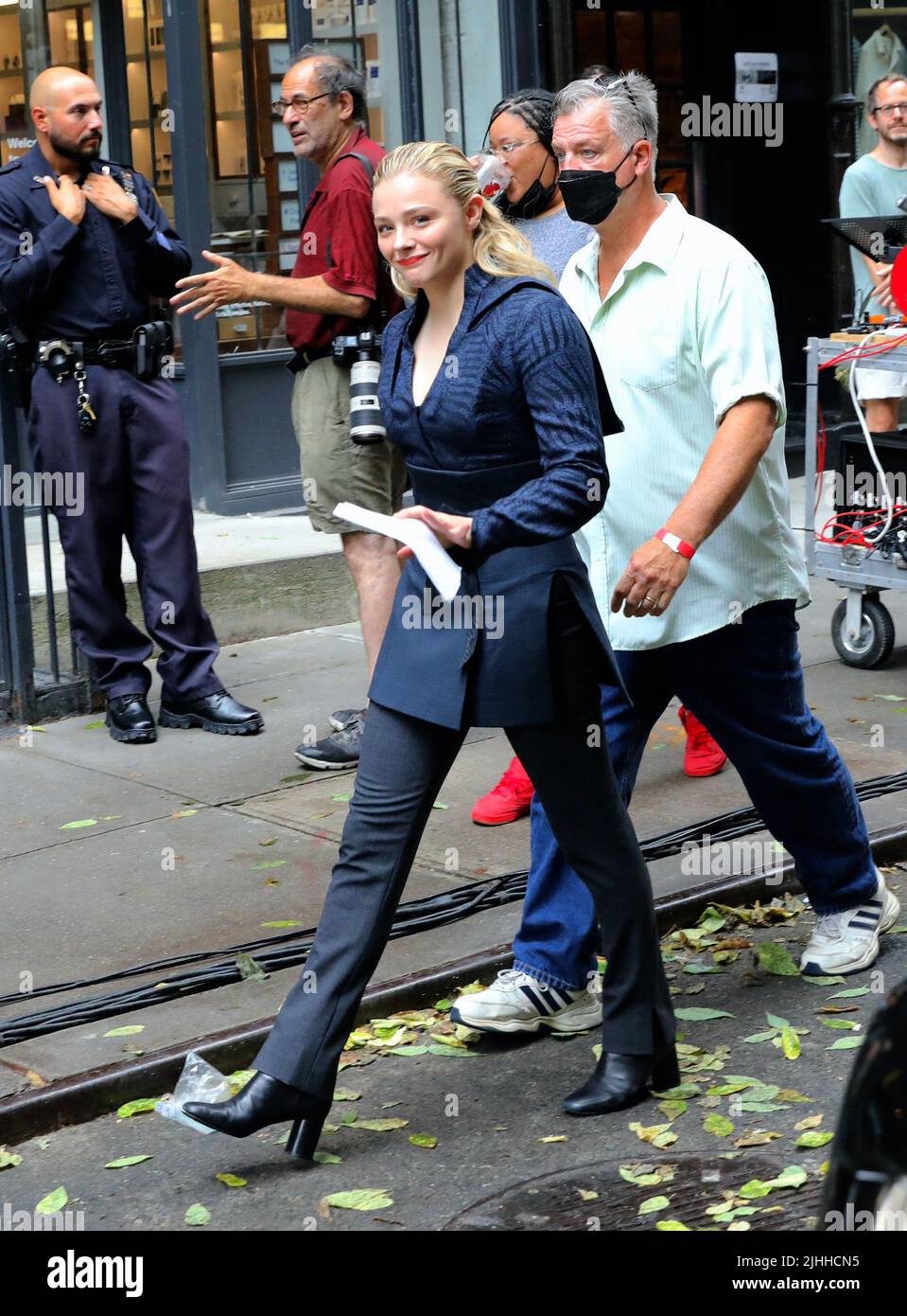 Chloe Grace Moretz and Gary Carr pictured filming at "The Peripheral ...