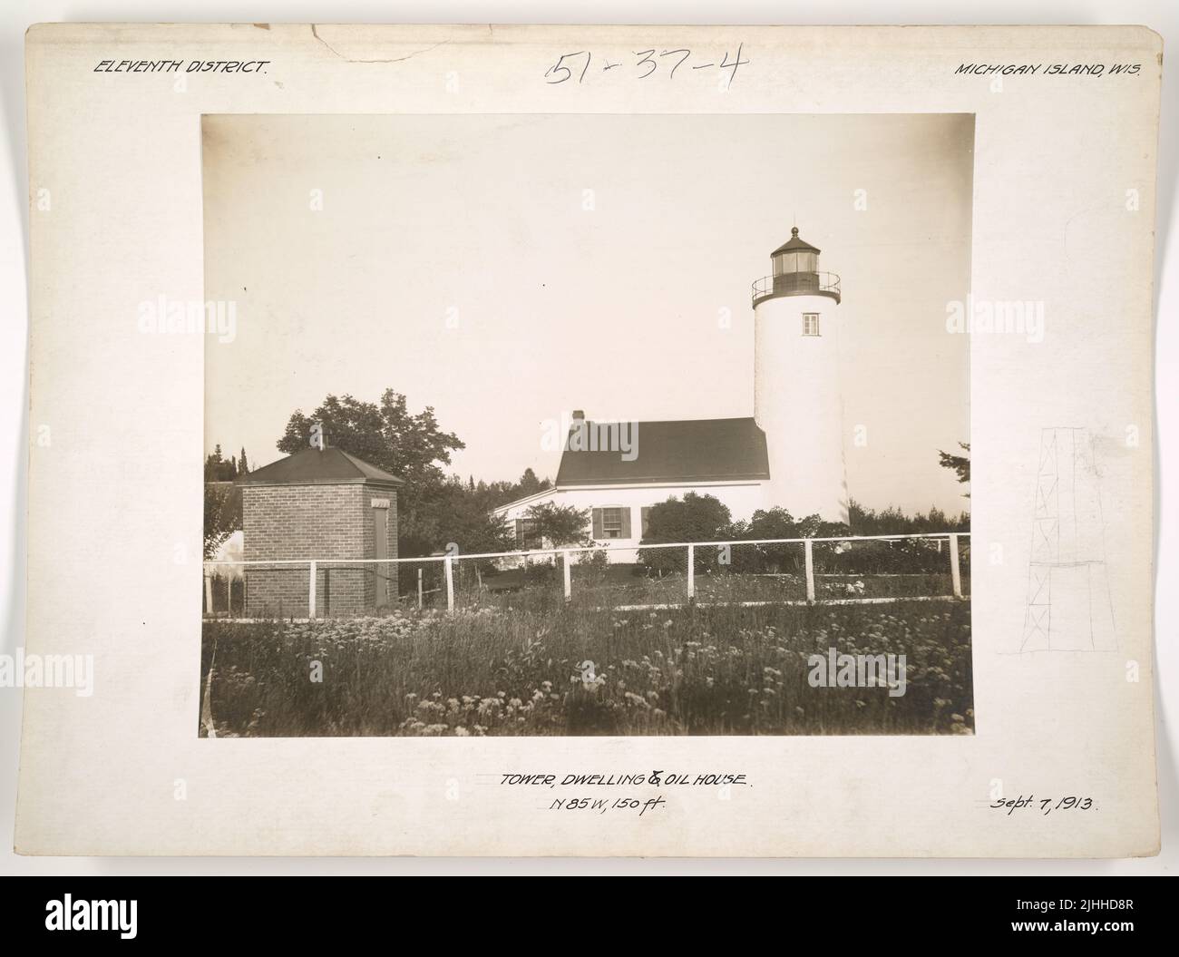 WI - Michigan Island. Tower, Dewlling, & Oil House. N85W, 150Ft Stock ...
