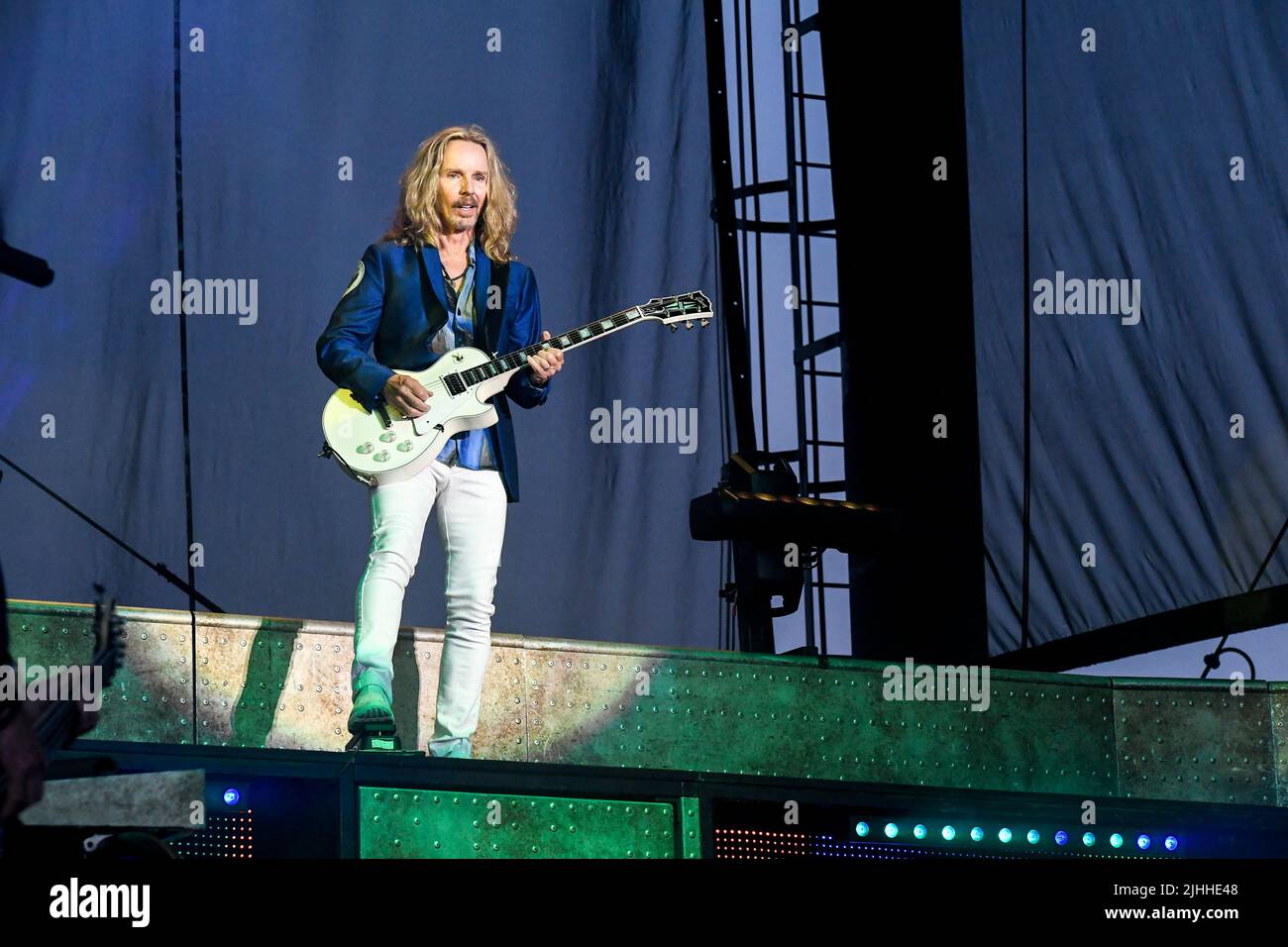 Five point amphitheatre hi-res stock photography and images - Alamy