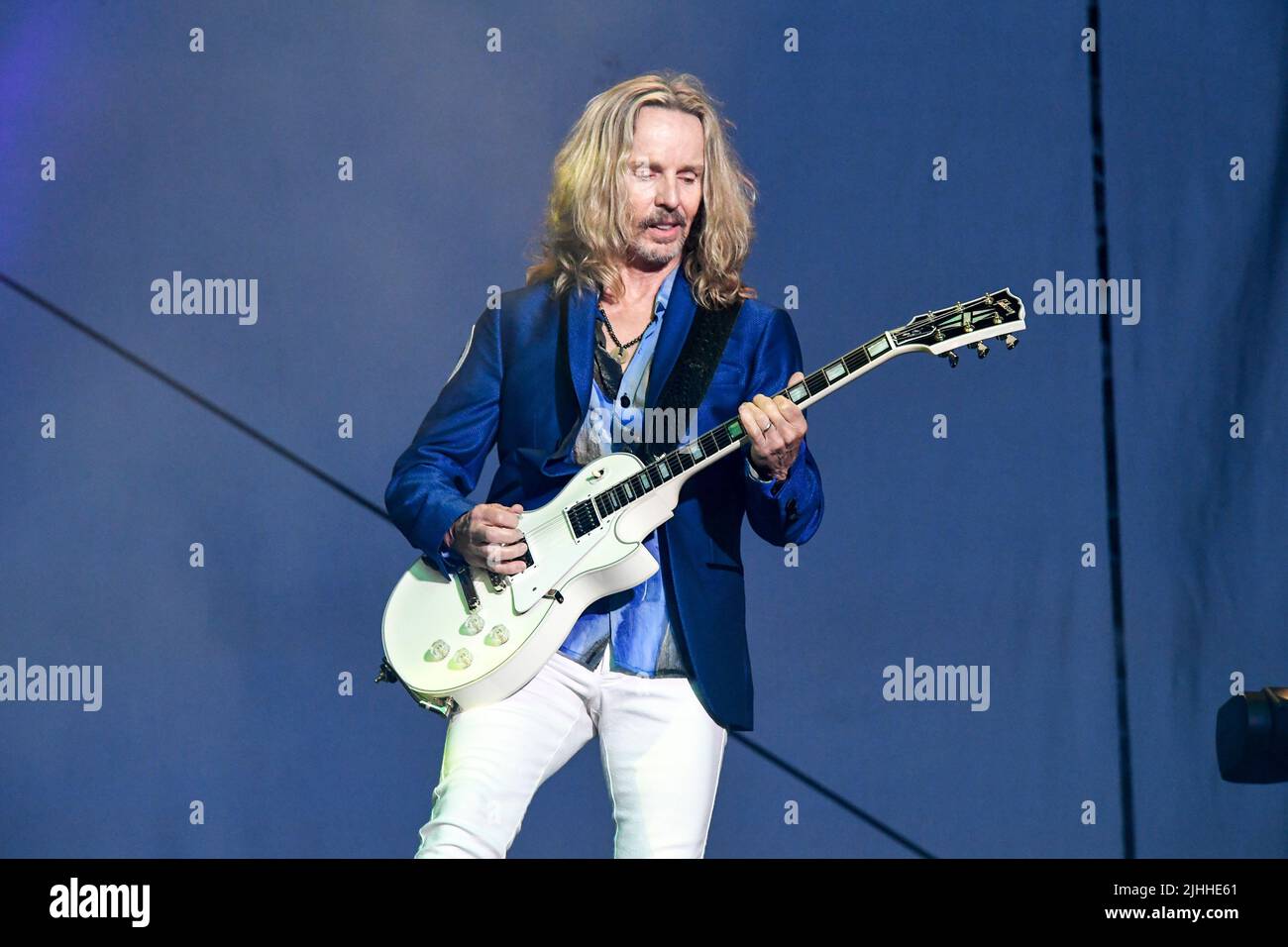 Five point amphitheatre hi-res stock photography and images - Alamy