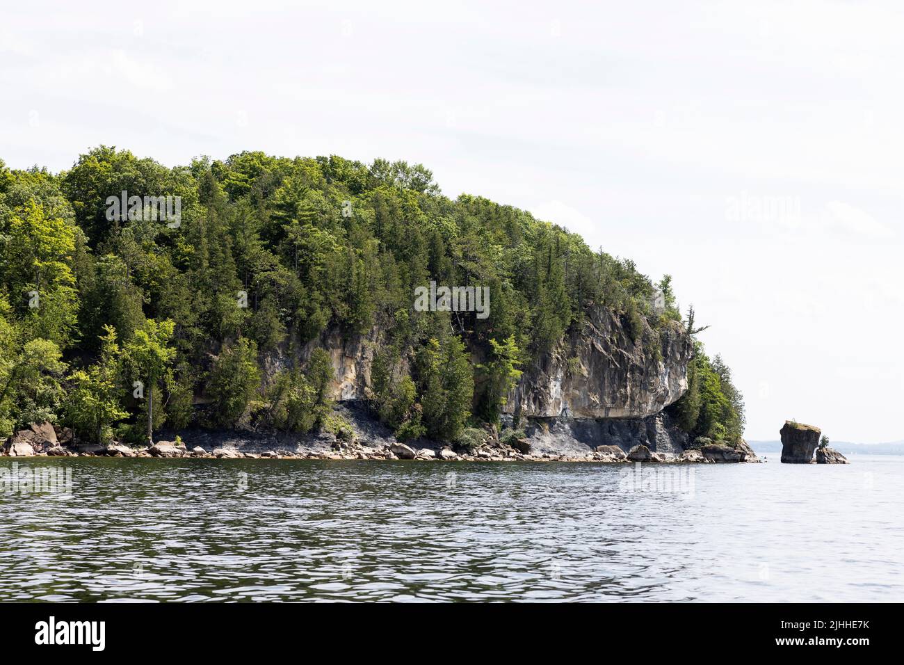 The Champlain thurst fault on Lone Rock Point on Lake Champlain in ...