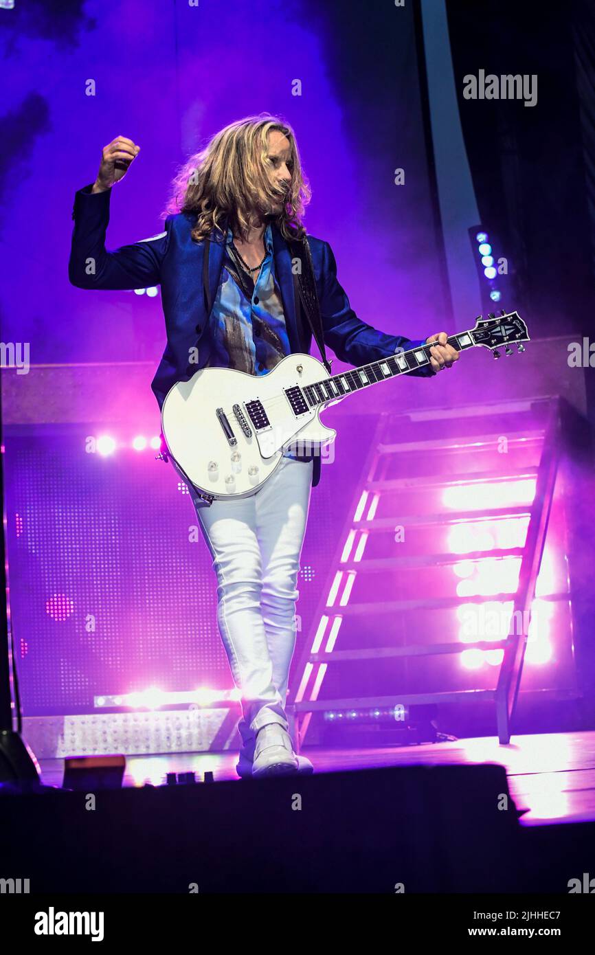 Five point amphitheatre hi-res stock photography and images - Alamy