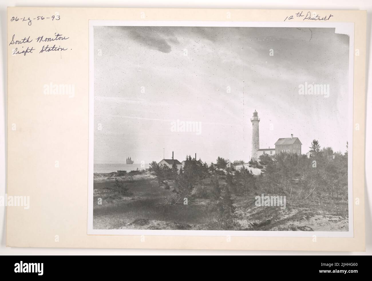 South manitou island lighthouse hi-res stock photography and images - Alamy