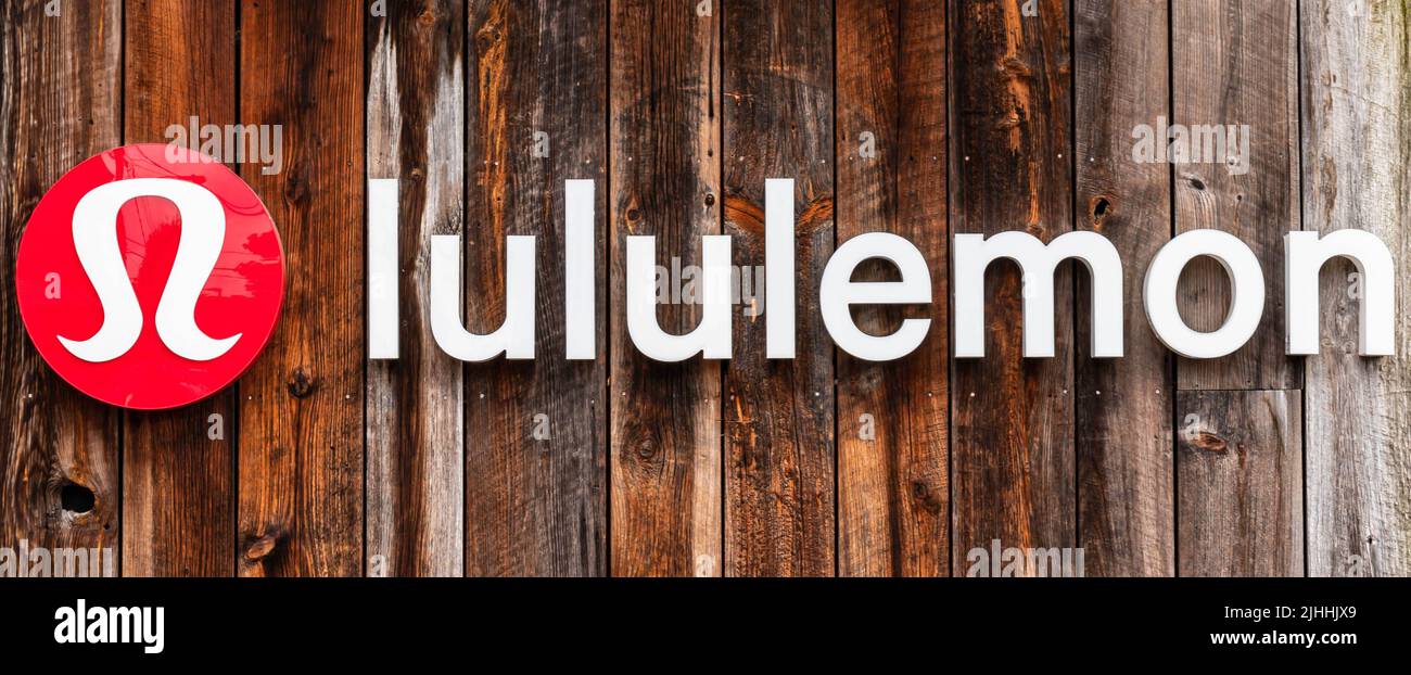 Lululemon exterior store signage at the Walnut Street store in the ...