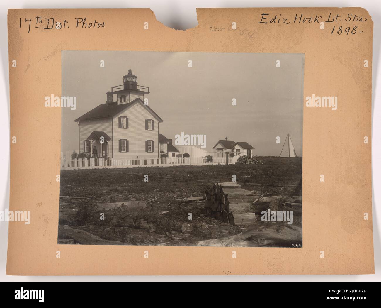 Ediz hook hi-res stock photography and images - Alamy