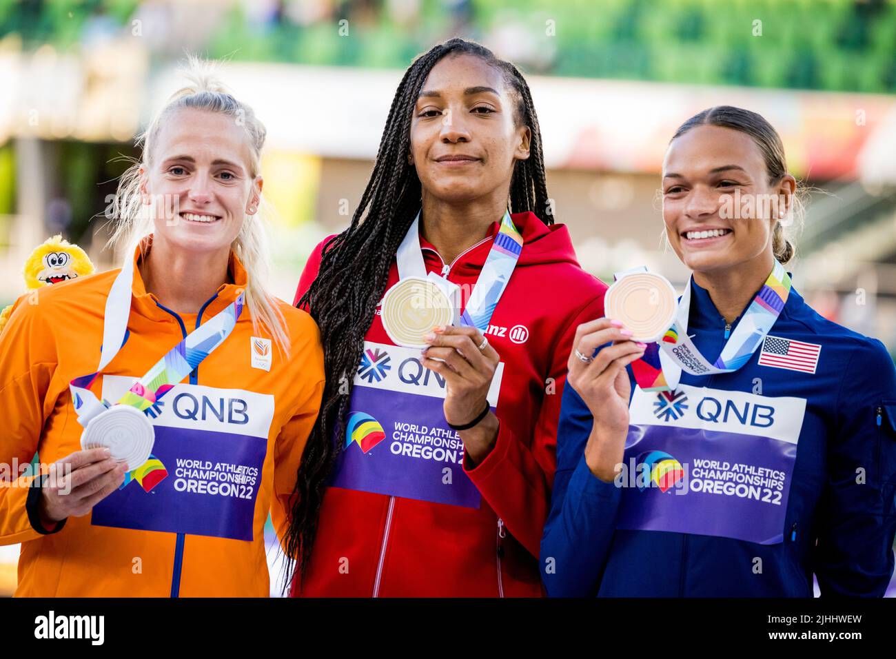 Eugene, Oregon, USA, 18 July 2022. Belgian athlete Nafissatou 'Nafi ...