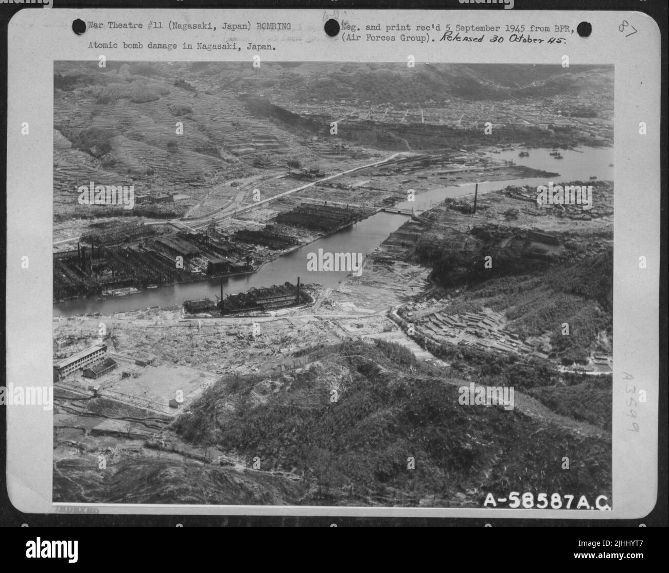 Atomic Bomb Damage In Nagasaki, Japan Stock Photo - Alamy