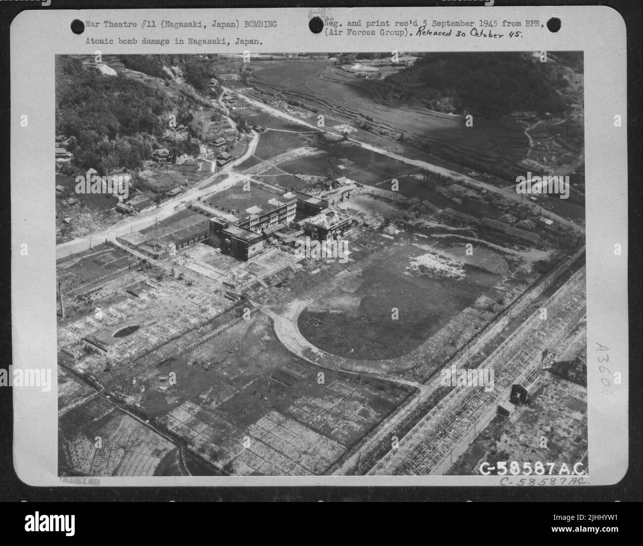 Atomic Bomb Damage In Nagasaki, Japan Stock Photo - Alamy