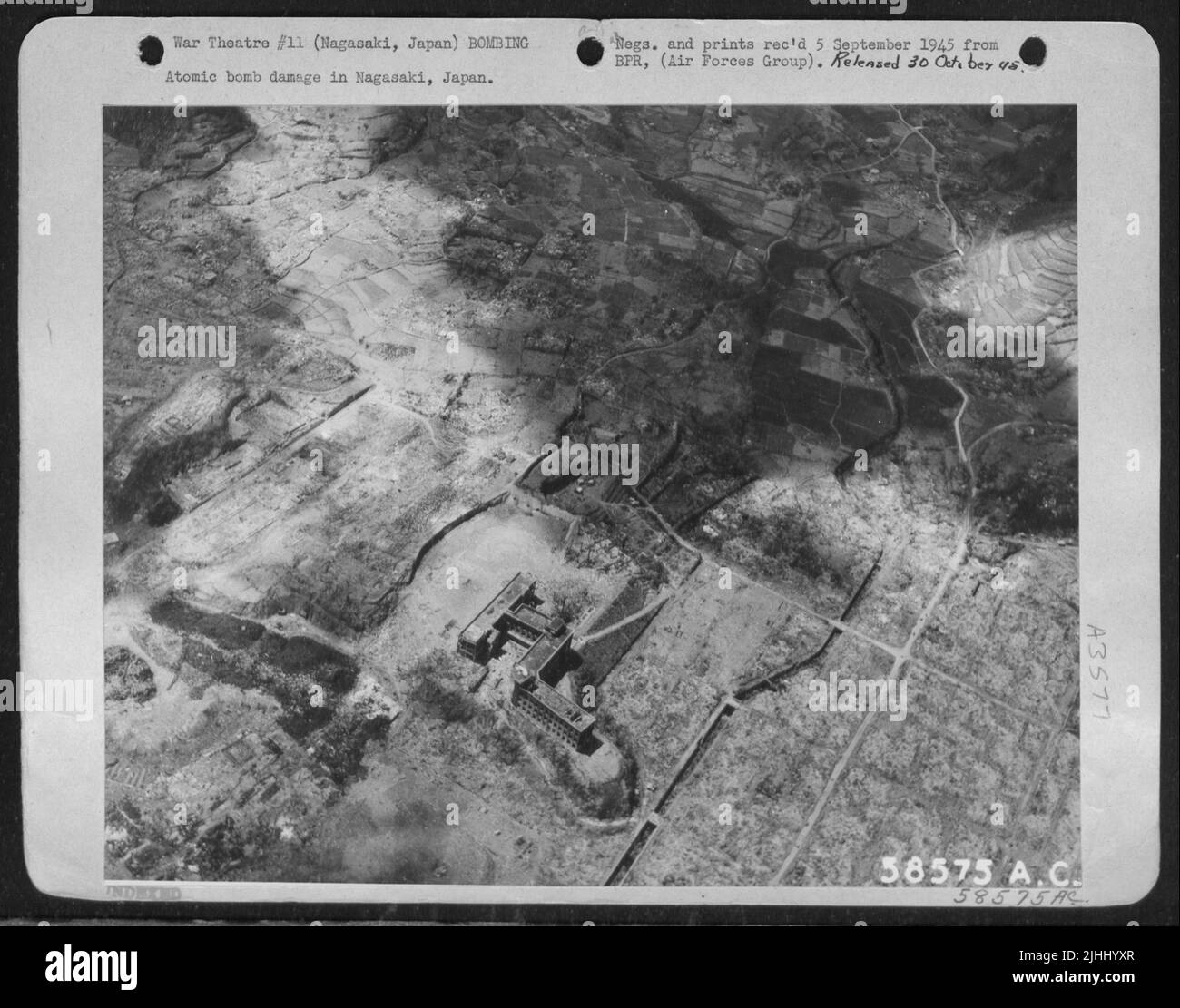 Atomic Bomb Damage In Nagasaki, Japan Stock Photo - Alamy