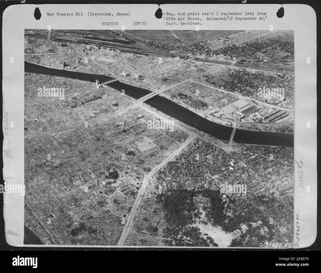 Explosion city bomb Black and White Stock Photos & Images - Alamy