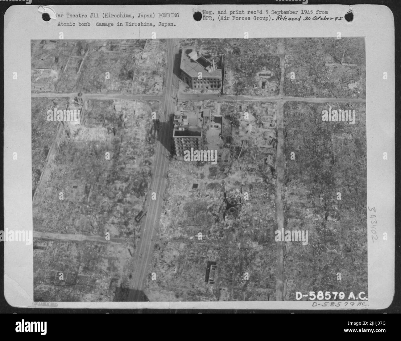 Atomic Bomb Damage In Hiroshima, Japan Stock Photo - Alamy