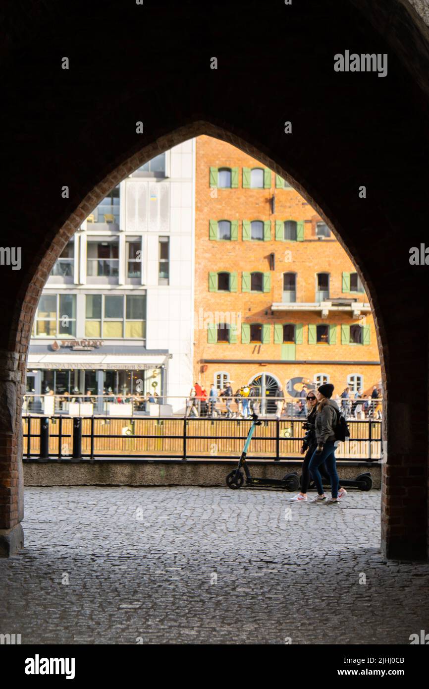 Old town in Gdansk. The riverside on Granary Island reflection in ...