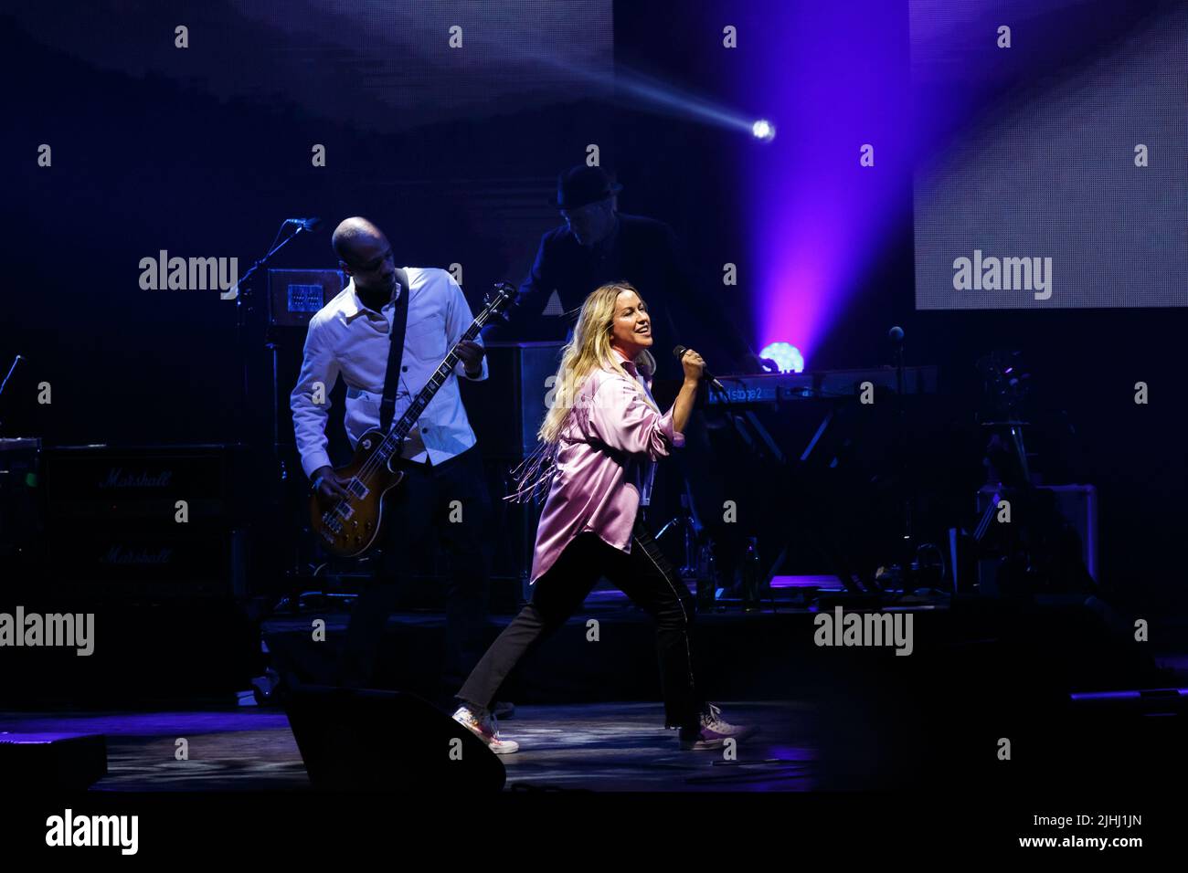 Canadian singer Alanis Morissette, performs with her band on her Jagged ...