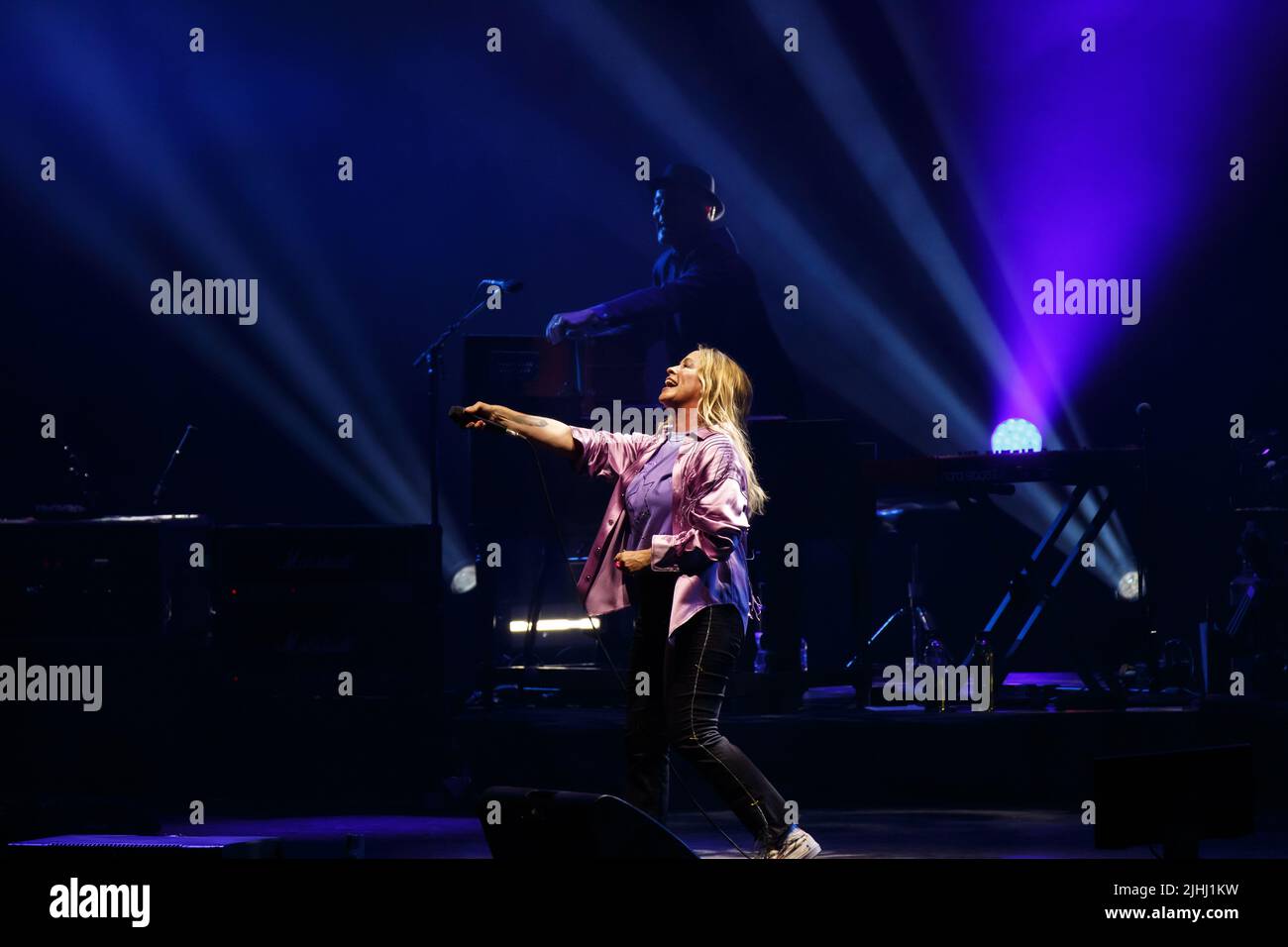 Canadian singer Alanis Morissette, performs with her band on her Jagged ...