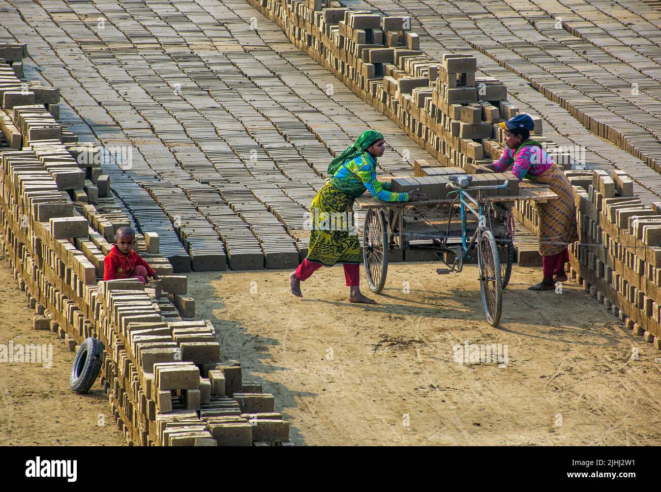 Brickfield in Natore, Bangladesh Stock Photo - Alamy