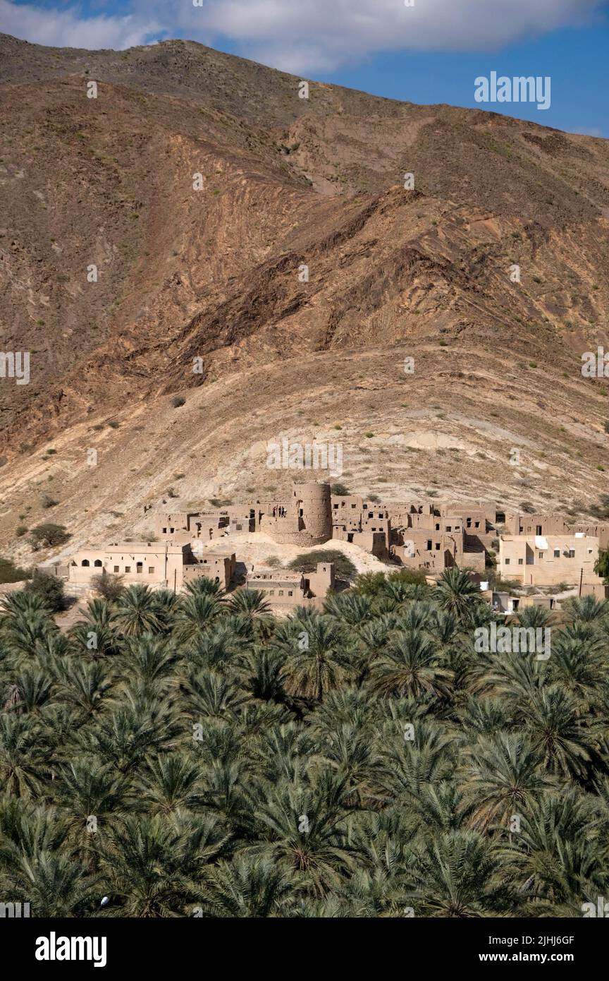 village in oman near palm tree oasis Stock Photo - Alamy