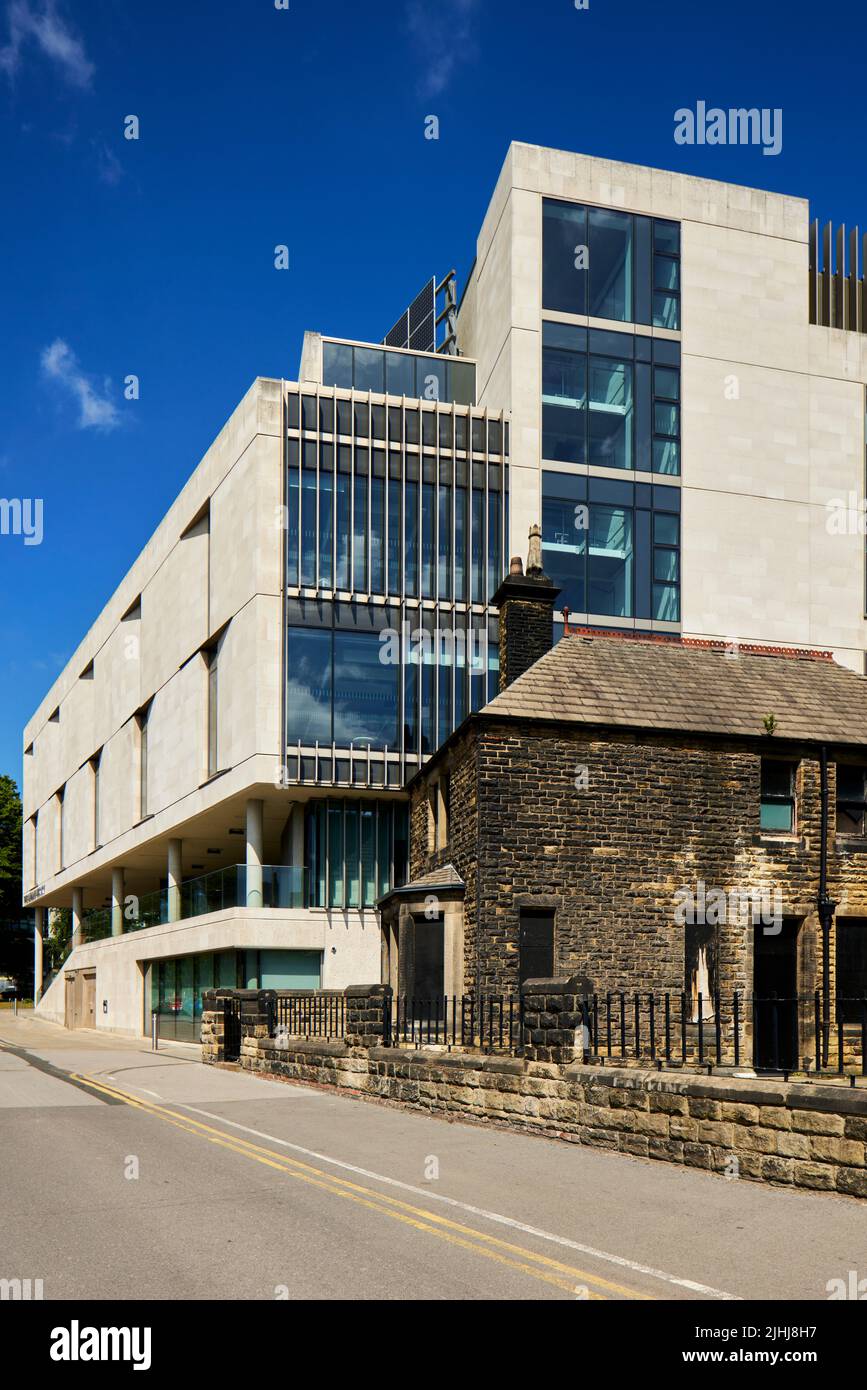 Leeds library hi-res stock photography and images - Alamy