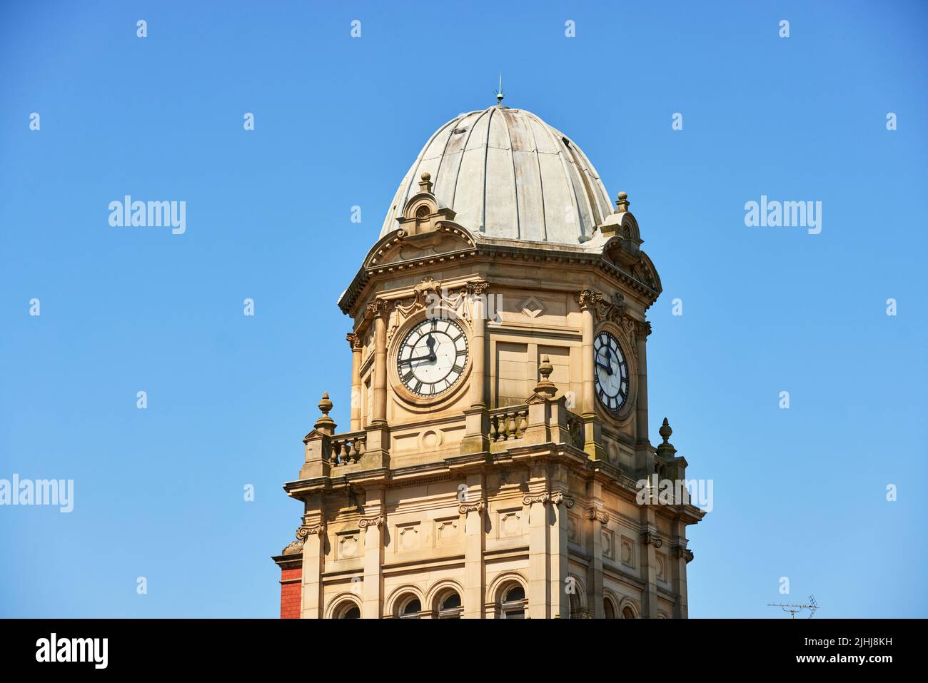 Leeds library hi-res stock photography and images - Alamy