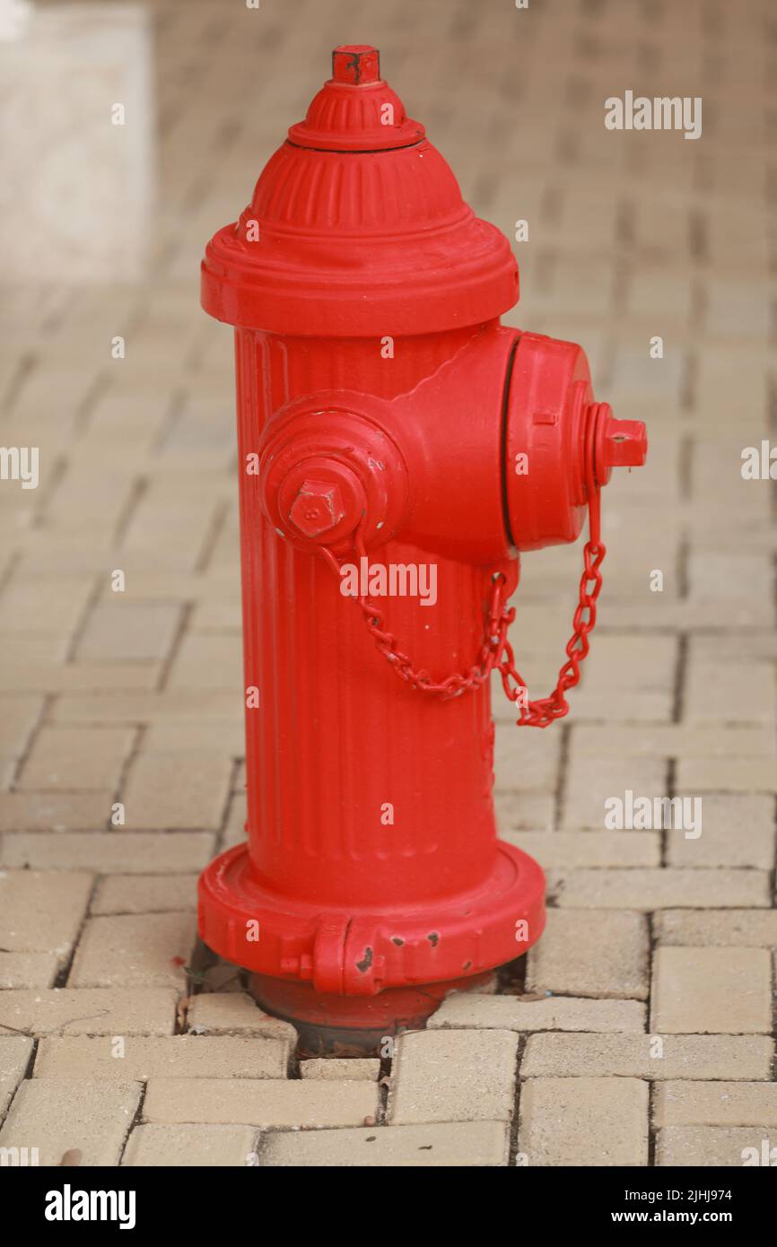 Typical american red fire hydrant Stock Photo - Alamy