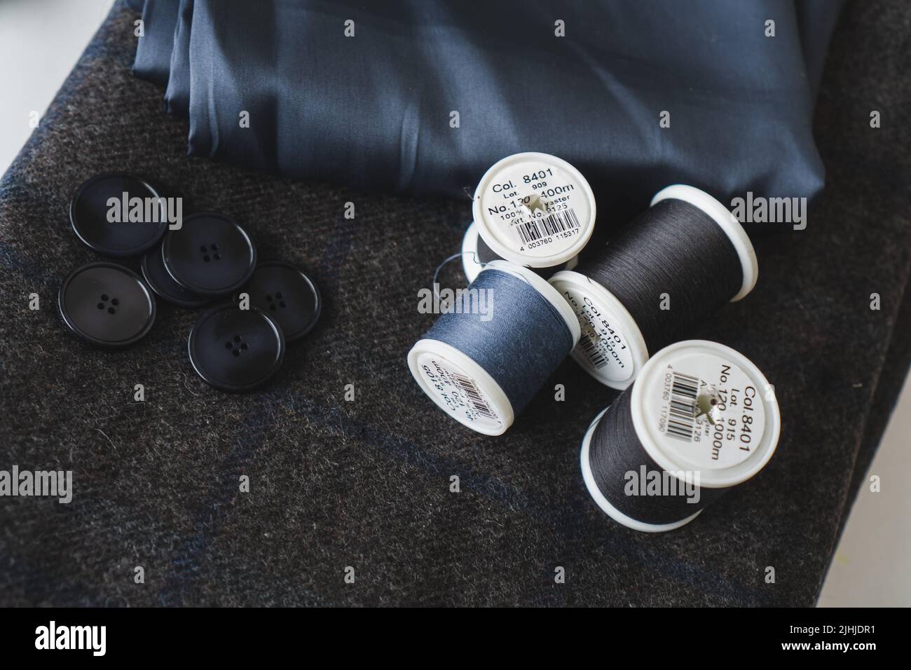Sewing items hi-res stock photography and images - Alamy