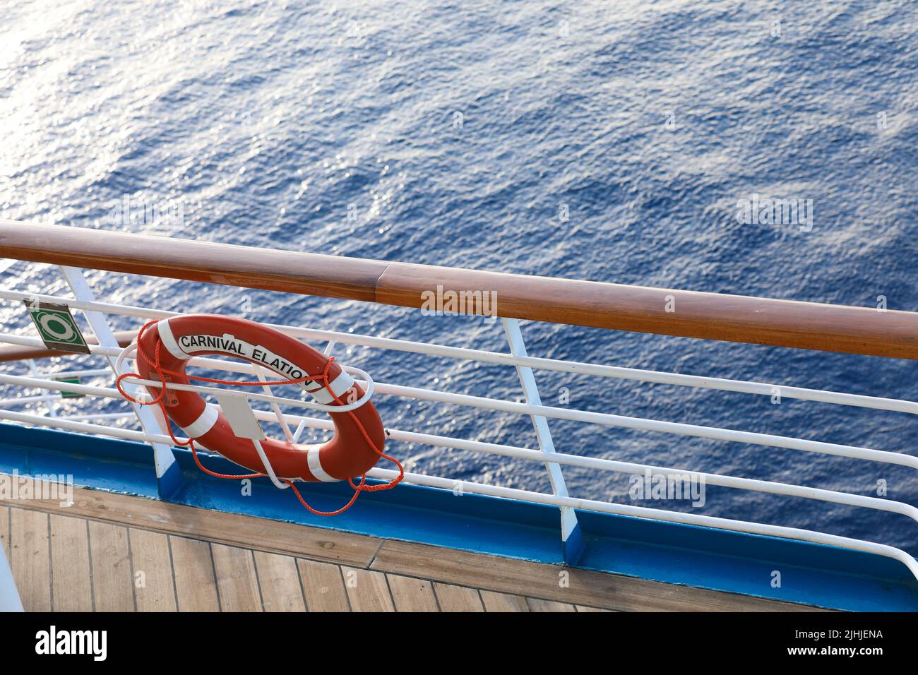 Railing of cruise ship with ocean view Stock Photo - Alamy
