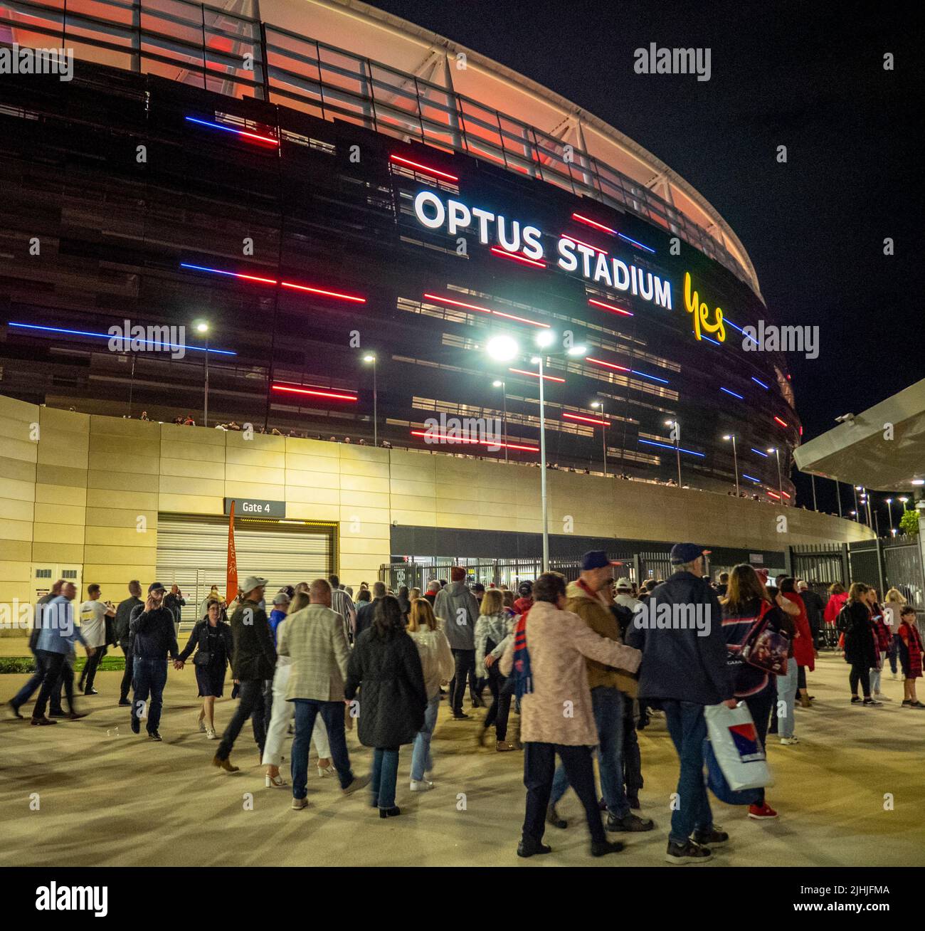 Football fans living Optus Stadium after 2021 AFL Grand Final Perth ...