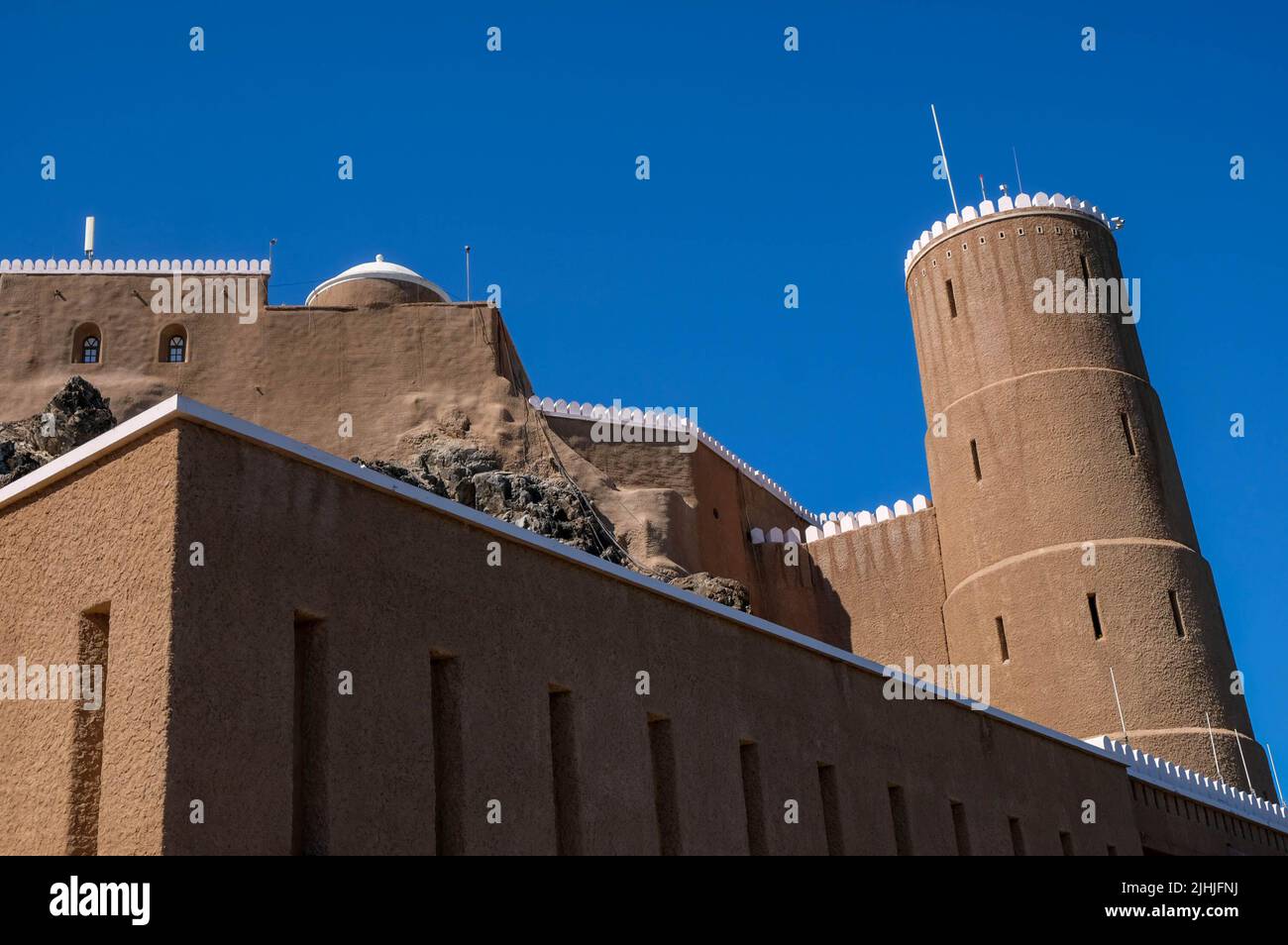 ancient castle in muscat oman Stock Photo - Alamy