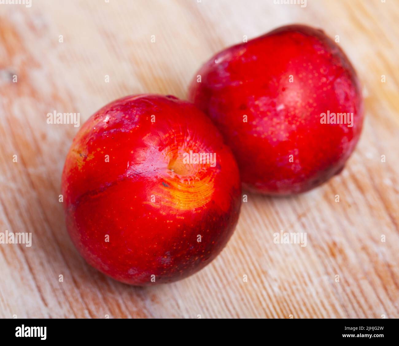 Image of fresh ripe red plums, harvest from garden Stock Photo - Alamy