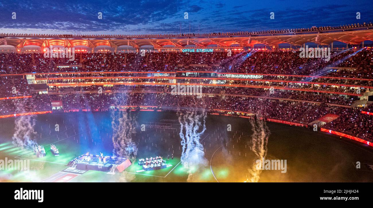 Fullhouse of fans and supporters at Optus Stadium at night lights 2021 ...