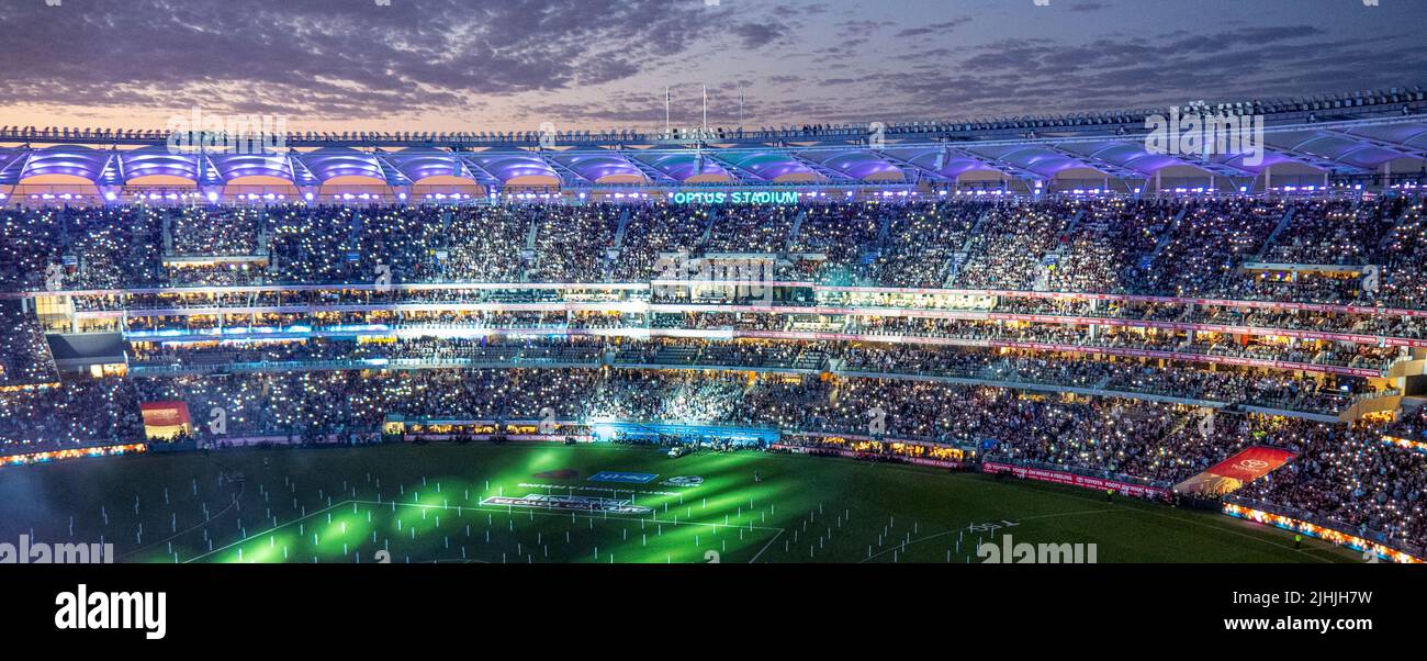 Fullhouse of fans and supporters at Optus Stadium at night lights 2021 ...