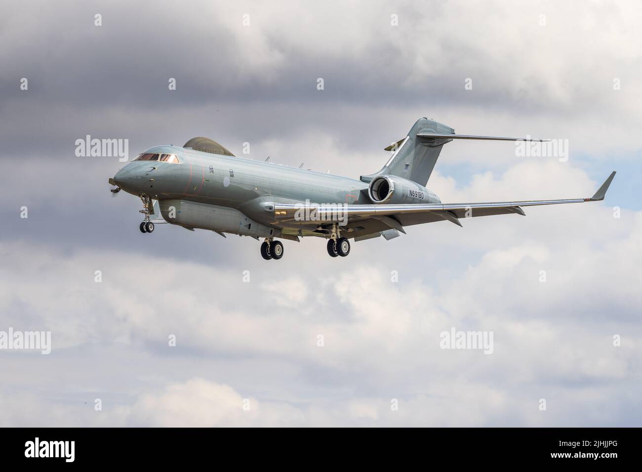 Bombardier - Sentinel R.1 ‘N691BD’ with gear and flaps deployed on ...