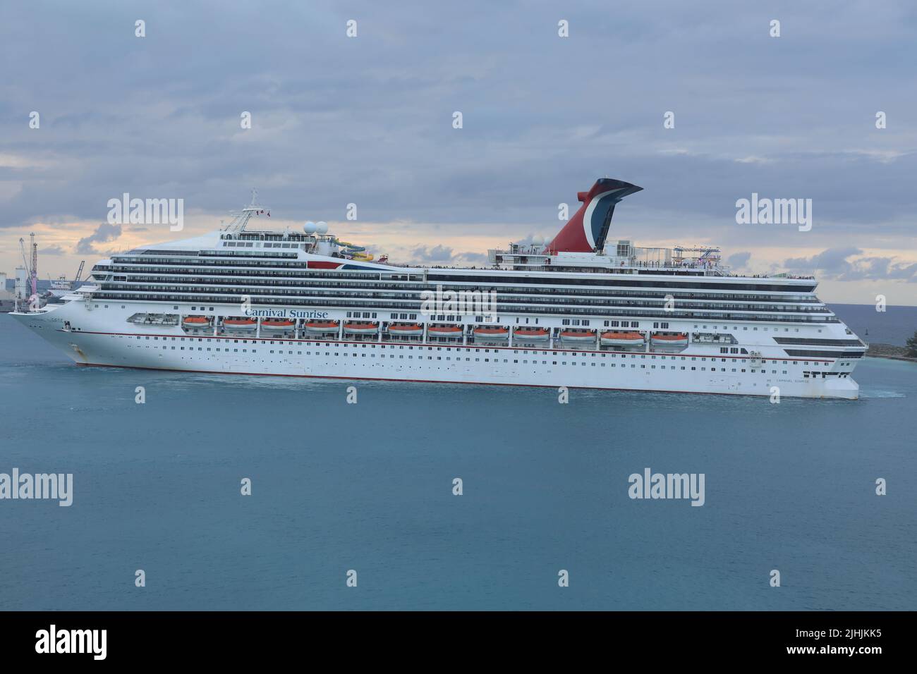 Cruise ship Carnival Sunrise Stock Photo - Alamy Cruise ship Carnival Sunrise Stock Photo - Alamy
