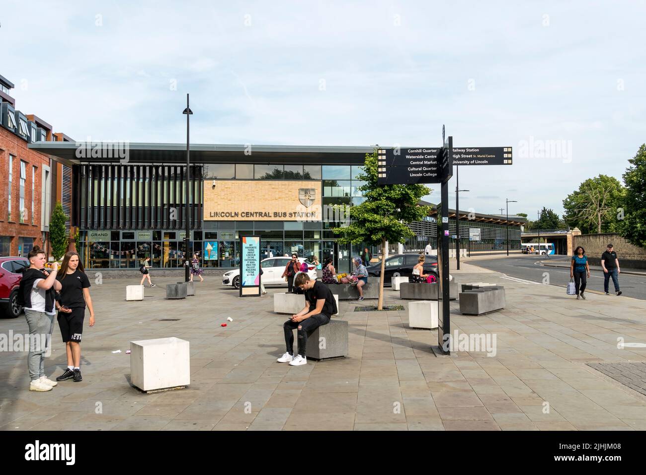 Forecourt and passenger concourse lincoln central bus station hi-res ...