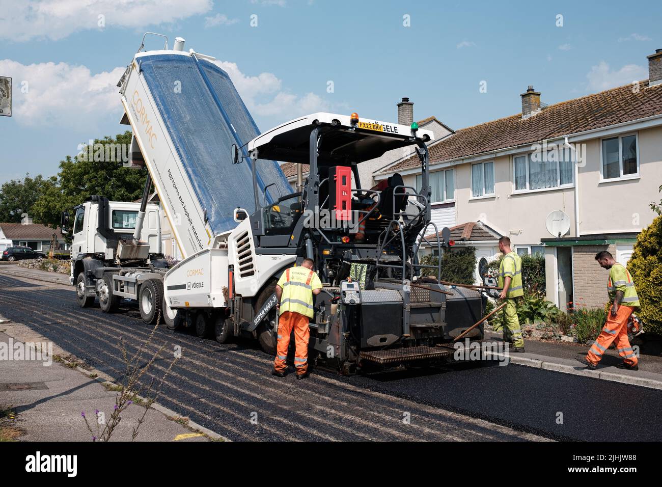 Tarmac laying machine hi-res stock photography and images - Alamy