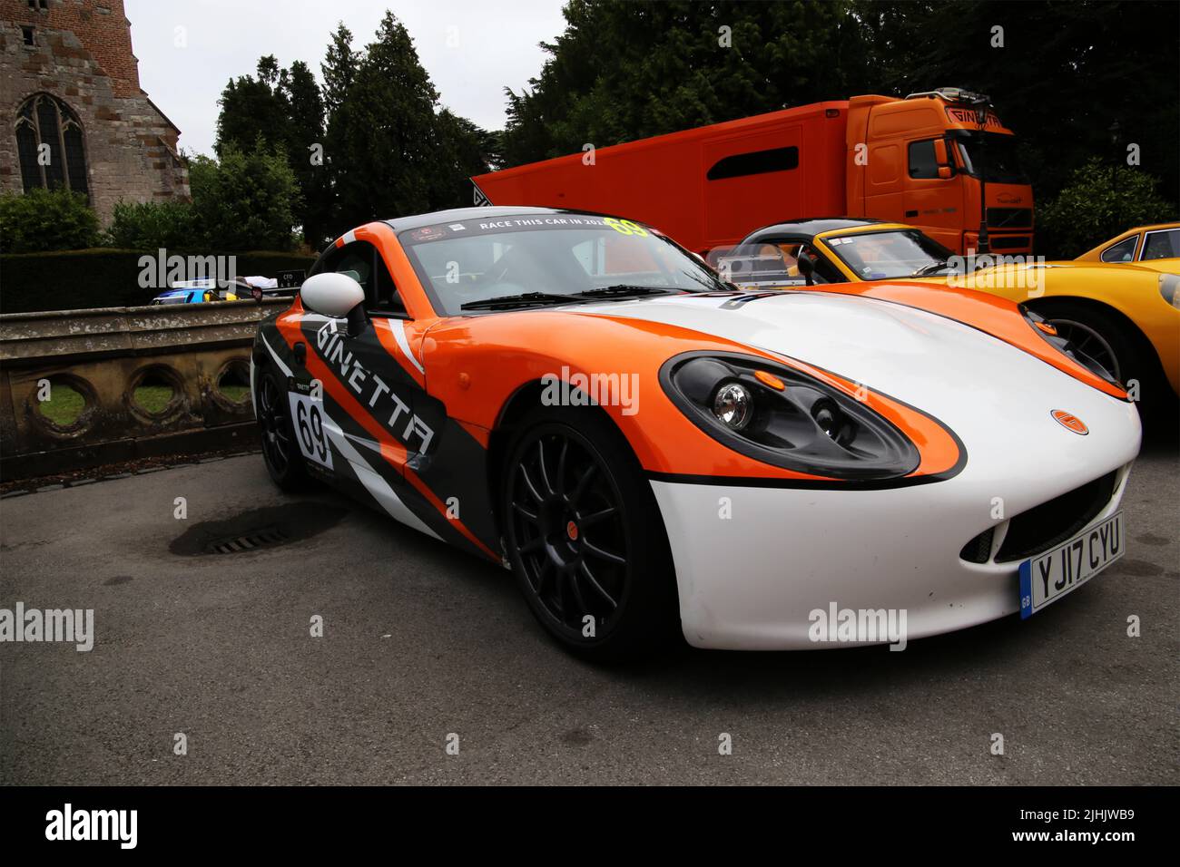 Ginetta g40 cup series hi-res stock photography and images - Alamy