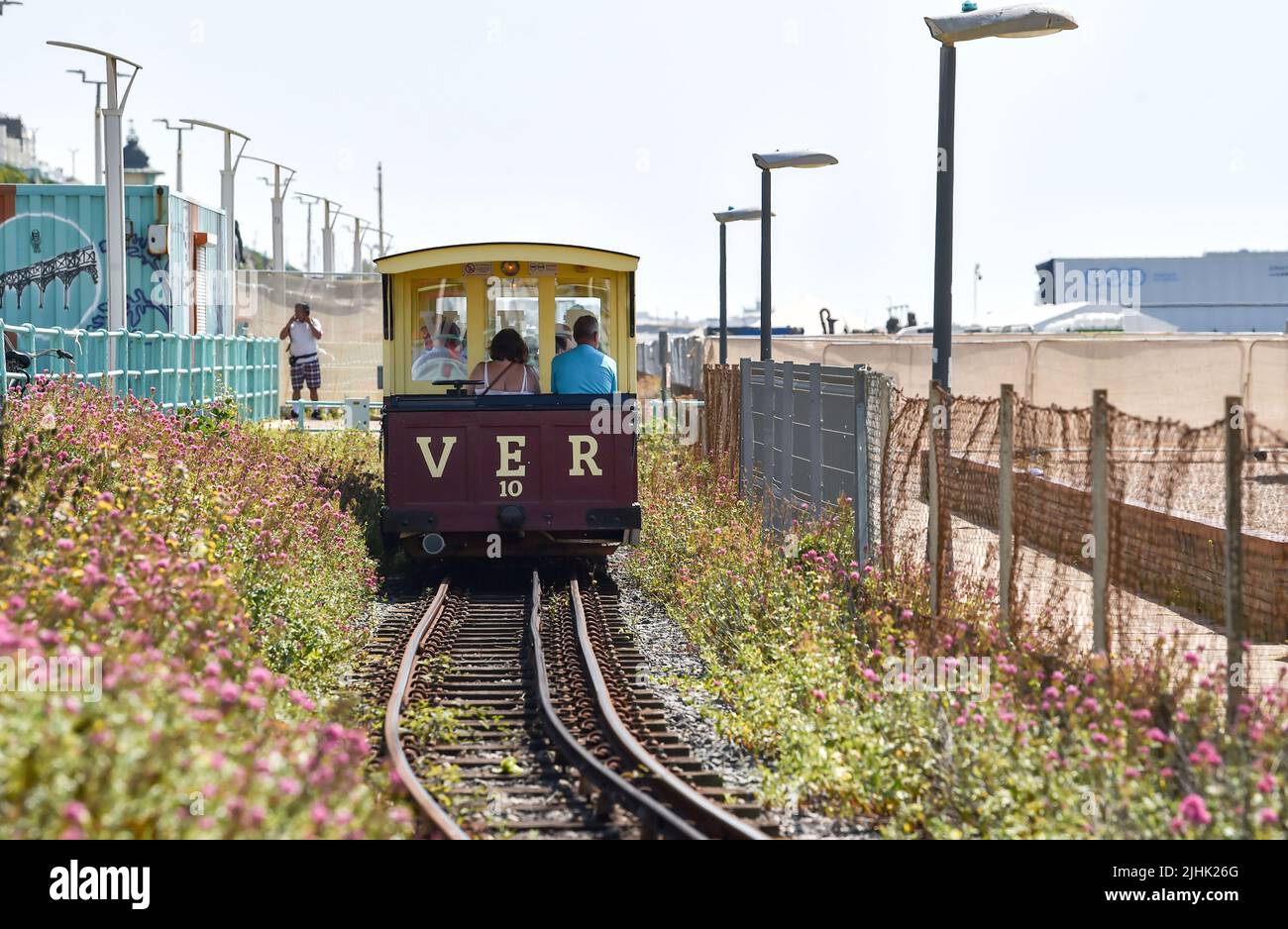 2022 one line hi-res stock photography and images - Alamy